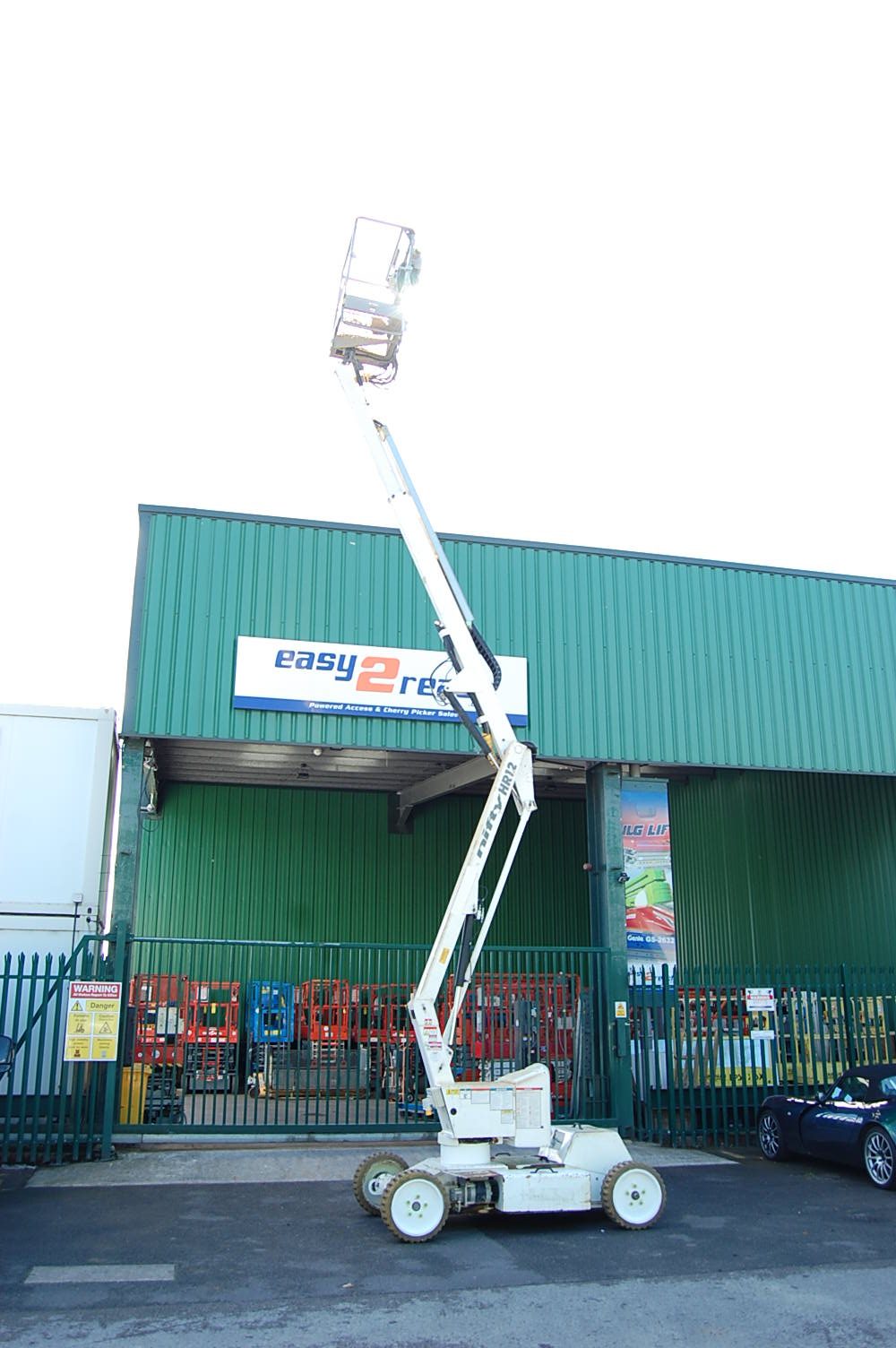 2016 Niftylift HR12NDE Bi Energy Boom Lift 12m - SurePress