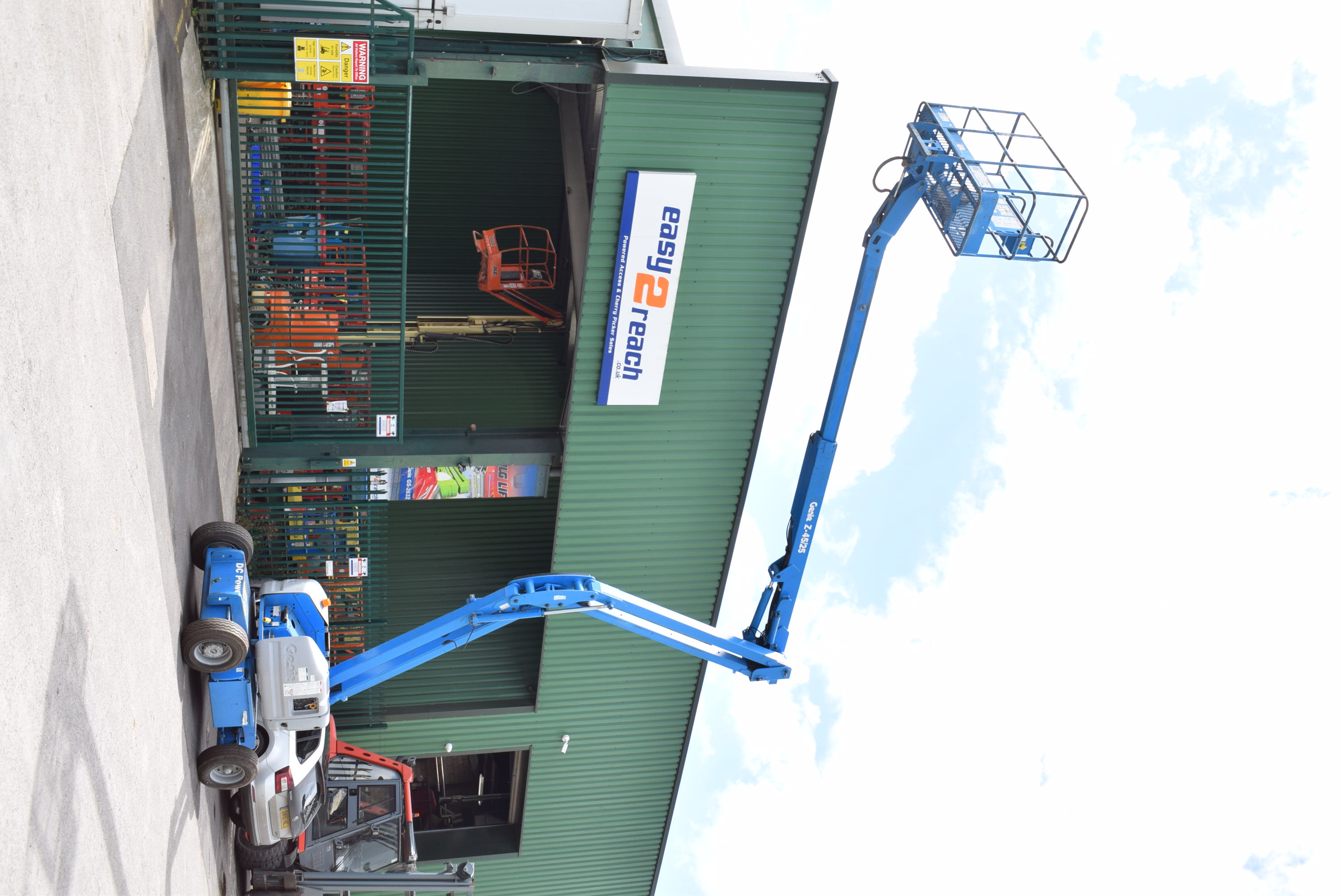 2001 Genie Z45/25 DC Non Jib Electric Boom Lift 15m - SurePress
