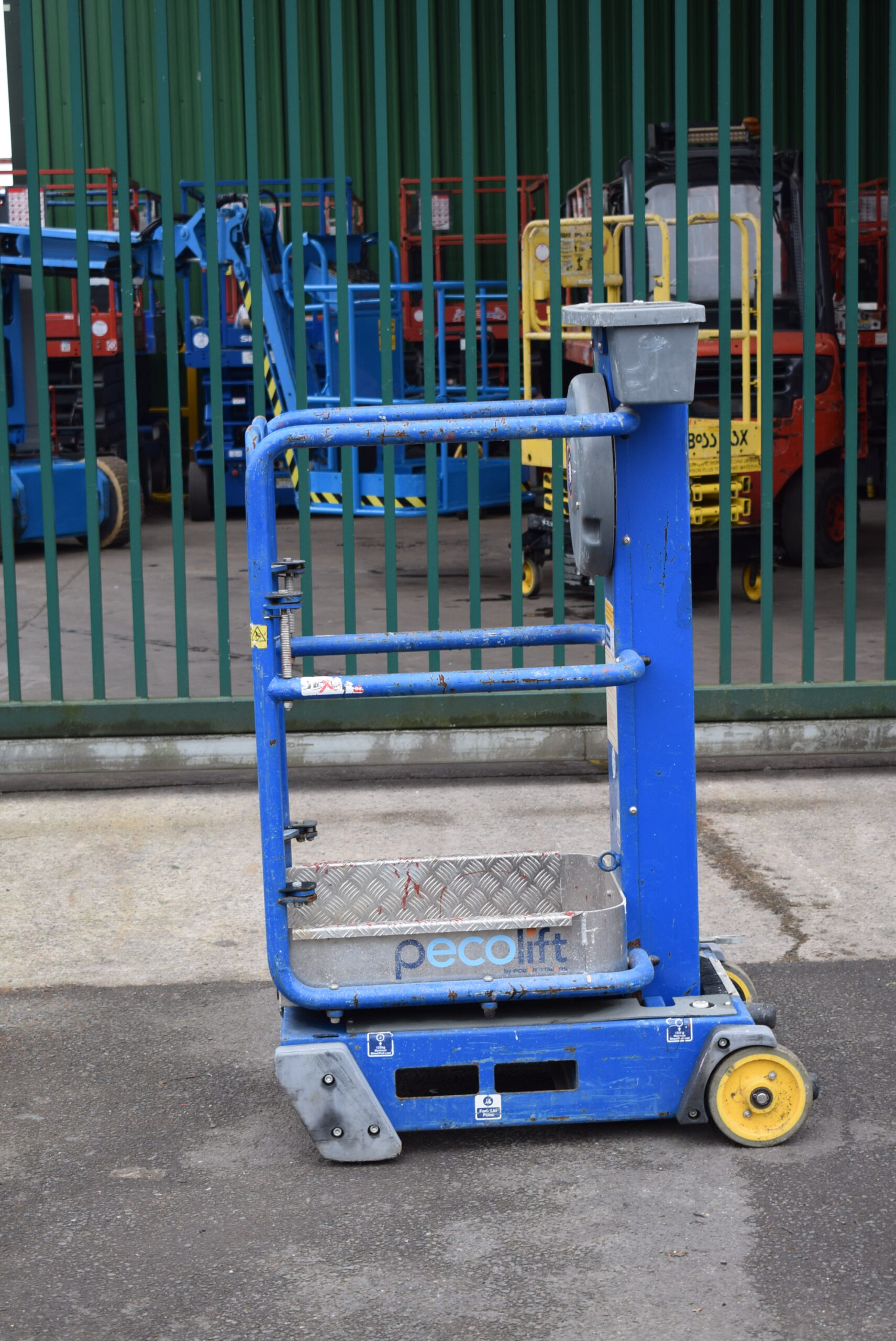 2015 Power Tower Pecolift Lightweight Mast Lift 3.5m - SurePress